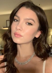 Maya Henry Height, Weight, Age, Boyfriend, Family, Facts, Biography