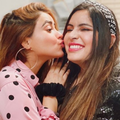 Simi Chahal Height, Weight, Age, Boyfriend, Family, Facts, Biography