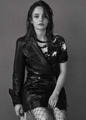 Lauren Mayberry Height, Weight, Age, Facts, Education, Biography