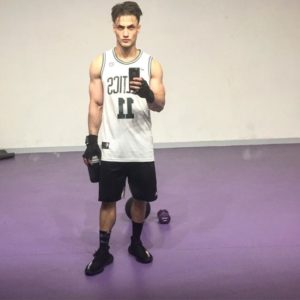 Asim Riaz Height, Weight, Age, Girlfriend, Family, Biography