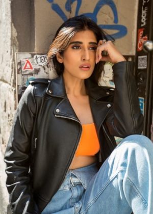 Akasa Singh Height, Weight, Age, Boyfriend, Facts, Biography