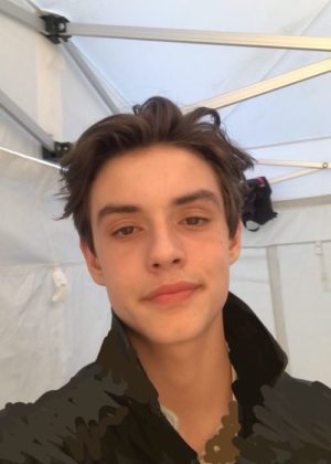 Louis Partridge Height, Weight, Age, Family, Facts, Education, Biography