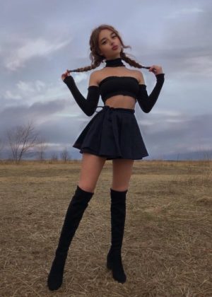 Violet Verdandi Height, Weight, Age, Boyfriend, Biography, Facts