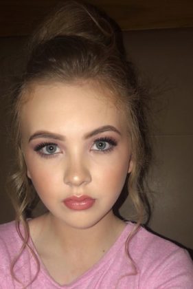 Beau Dermott Height, Weight, Age, Boyfriend, Family, Facts, Biography
