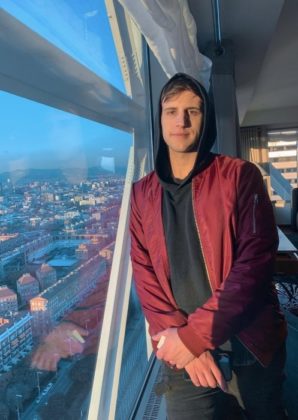 Illenium Height, Weight, Age, Girlfriend, Family, Facts, Biography