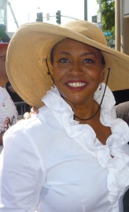 Jenifer Lewis Height, Weight, Age, Spouse, Biography, Family, Facts
