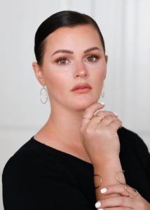 Bonnie Hoellein Height, Weight, Family, Facts, Spouse, Biography