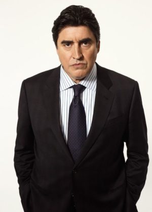 Alfred Molina Height, Weight, Age, Facts, Girlfriend, Biography