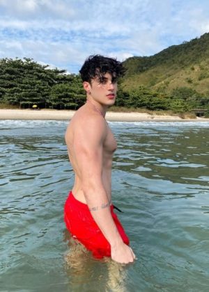 Alex Mapeli Height, Weight, Age, Girlfriend, Facts, Biography