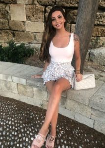 Laura Louise Height, Weight, Age, Boyfriend, Facts, Biography