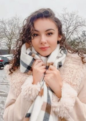 Phoeberry Height, Weight, Age, Boyfriend, Facts, Biography