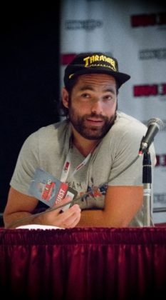 Tim Rozon Height, Weight, Age, Family, Biography, Spouse, Facts