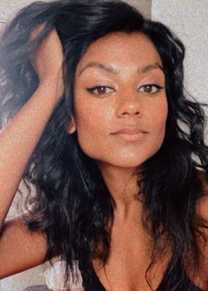 Simone Ashley Height, Weight, Age, Boyfriend, Facts, Biography