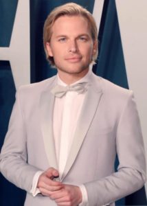 Ronan Farrow Height, Weight, Family, Boyfriend, Education, Biography