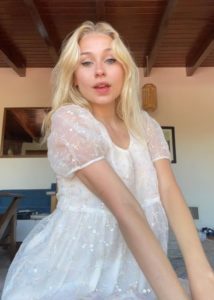 Leyla Blue Height, Weight, Age, Boyfriend, Family, Facts, Biography