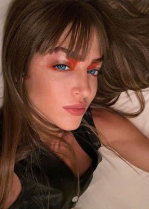 Simi Khadra Height, Weight, Age, Boyfriend, Family, Facts, Biography