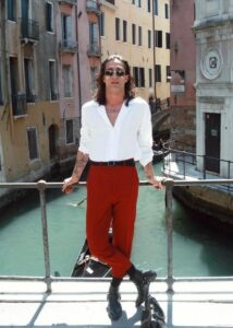Damiano David Height, Weight, Family, Girlfriend, Education, Biography