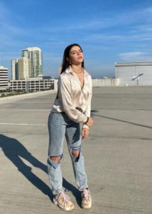 Halle Pitman Height, Weight, Age, Boyfriend, Family, Facts, Biography