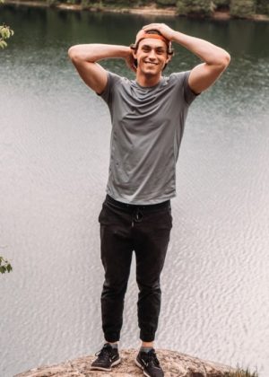 Jonny Devaney Height, Weight, Age, Girlfriend, Family, Facts, Biography