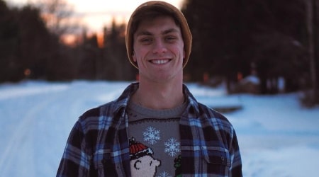 Jonny Devaney Height, Weight, Age, Girlfriend, Family, Facts, Biography