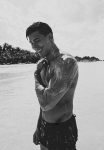 Lewis Tan Height, Weight, Age, Girlfriend, Family, Facts, Biography