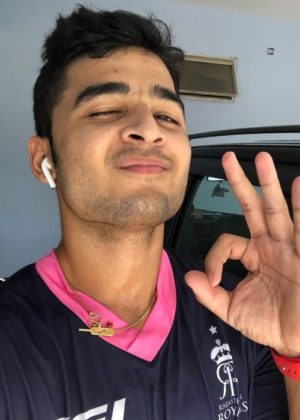 Riyan Parag Height, Weight, Age, Family, Facts, Biography