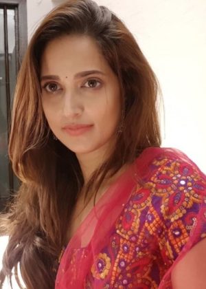 Rucha Inamdar Height, Weight, Age, Boyfriend, Biography, Facts