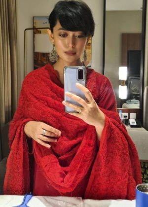 Sayani Gupta Height, Weight, Age, Boyfriend, Family, Facts, Biography