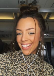 Eliza Minor Height, Weight, Age, Boyfriend, Family, Facts, Biography