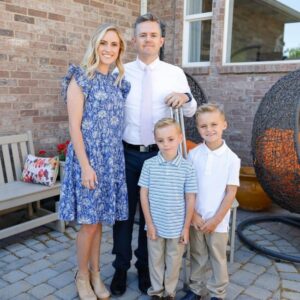 Ellie Mecham Height, Weight, Age, Spouse, Children, Biography