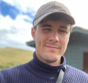 Jonah Hauer-King Height, Weight, Age, Girlfriend, Family, Facts, Biography