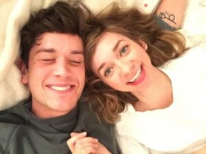 Mike Castle (Actor) Height, Weight, Age, Spouse, Biography, Family