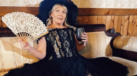 Suzanne Hollister Height, Weight, Age, Spouse, Children, Facts, Biography