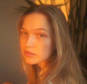 Ali Collier Height, Weight, Age, Boyfriend, Family, Facts, Biography