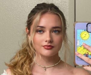 Reylynn Caster Height, Weight, Age, Boyfriend, Family, Facts, Biography