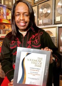 Verdine White Height, Weight, Age, Family, Facts, Spouse, Biography
