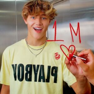 Gage Bills Height, Weight, Age, Girlfriend, Facts, Biography