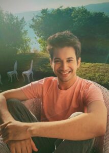 Rohit Suresh Saraf Height, Weight, Age, Girlfriend, Biography, Family