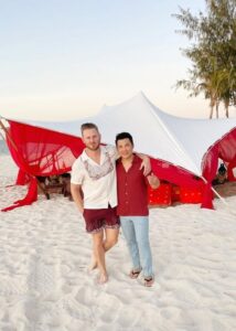 Bobby Berk Height, Weight, Age, Spouse, Family, Facts, Biography