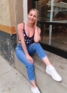 STPeach (Lisa Peachy) Height, Weight, Age, Spouse, Facts, Biography