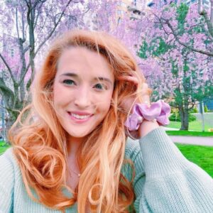 Charlotte Hegele Height, Weight, Age, Boyfriend, Biography, Family