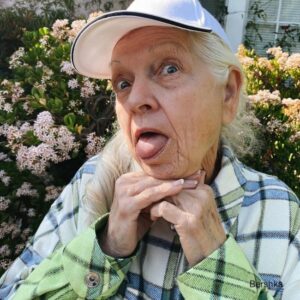 Lili Hayes Height, Weight, Age, Family, Children, Facts, Biography