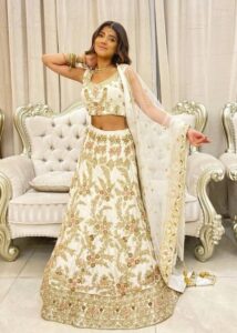 Narins Beauty Height, Weight, Age, Boyfriend, Family, Biography