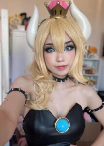 Emily Schunk (Emiru) Height, Weight, Age, Boyfriend, Facts, Biography