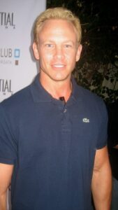 Ian Ziering Height, Weight, Age, Girlfriend, Biography, Family, Facts