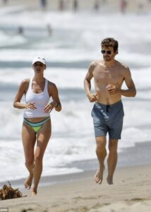 Steuart Walton Height, Weight, Family, Spouse, Education, Biography