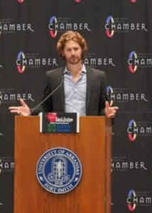 Steuart Walton Height, Weight, Family, Spouse, Education, Biography