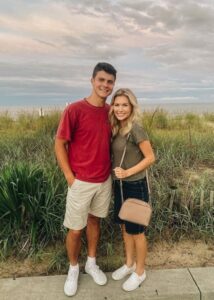 Travis Clark Height, Weight, Age, Spouse, Family, Facts, Biography