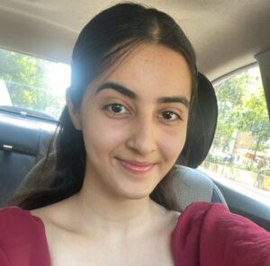 Simratt Kaur Height, Weight, Age, Boyfriend, Family, Biography