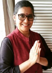 Renuka Shahane Height, Weight, Age, Spouse, Family, Facts, Biography